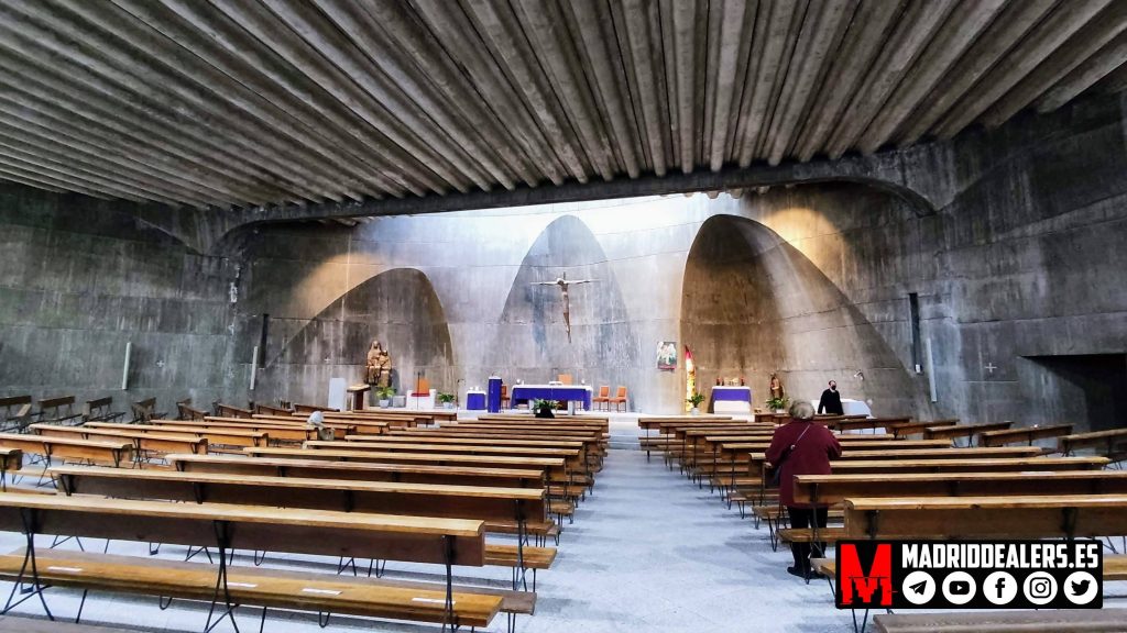 Parroquia de Santa Ana y La Esperanza, Moratalaz (Madrid) - Madrid Dealers